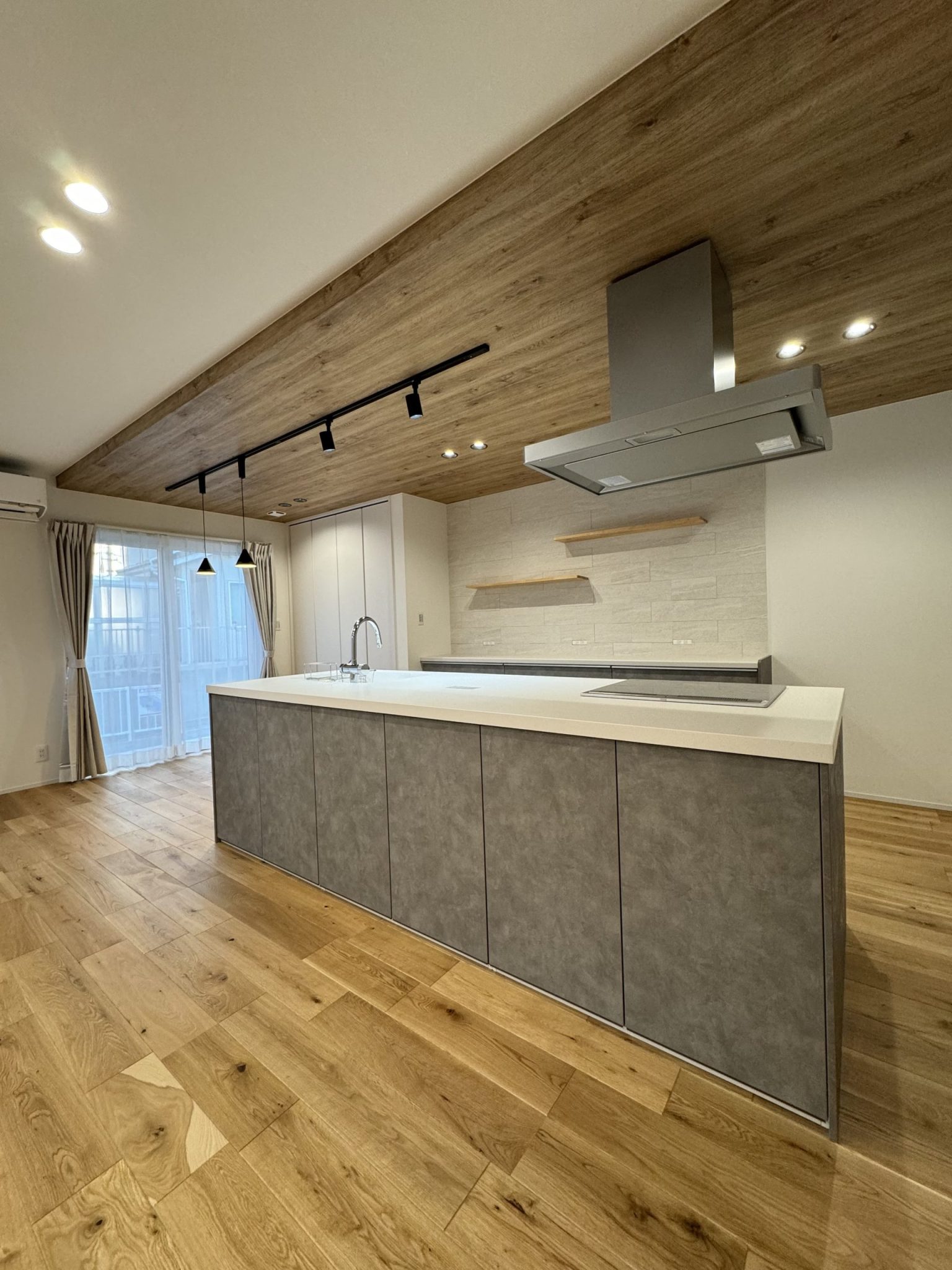 どれにする？ アクセントクロス選び - 長住建設（ながじゅう）